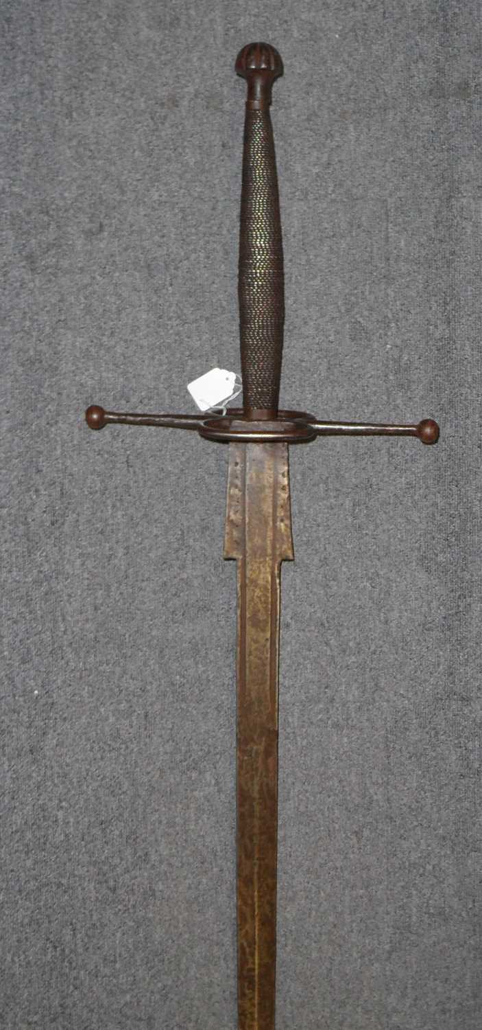 Lot 143 - A TWO HAND SWORD IN LATE 16TH CENTURY STYLE