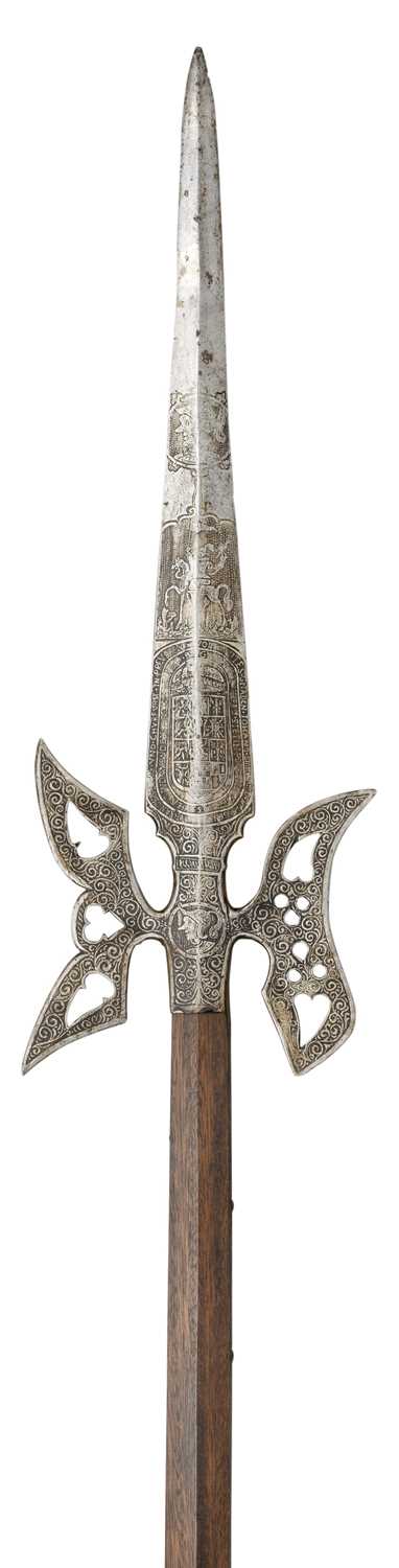 Lot 161 - A RARE GERMAN ETCHED DOUBLE HALBERD FOR THE