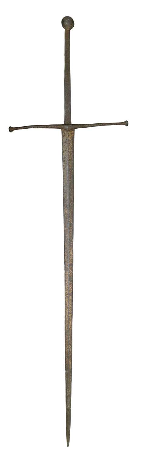 Lot 161 - A RARE TWO-HAND SWORD