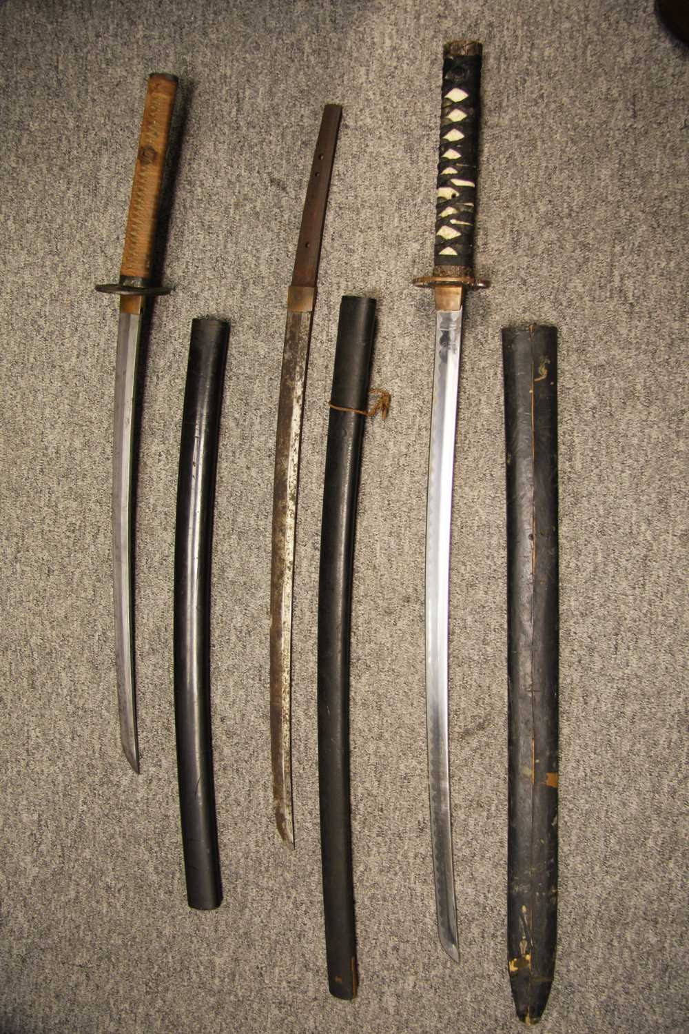 Lot 49 - THREE JAPANESE SWORDS (KATANA)