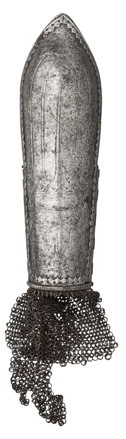 Lot 70 - â’¶ A SOUTH INDIAN ARM DEFENCE (DASTANA),