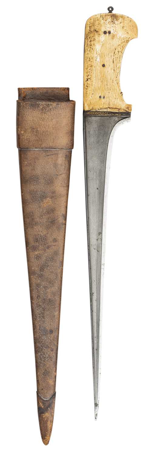 Lot 88 - â’¶ A NORTH INDIAN OR AFGHAN DAGGER (PESH