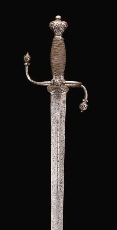 Lot 137 - A RIDING SWORD