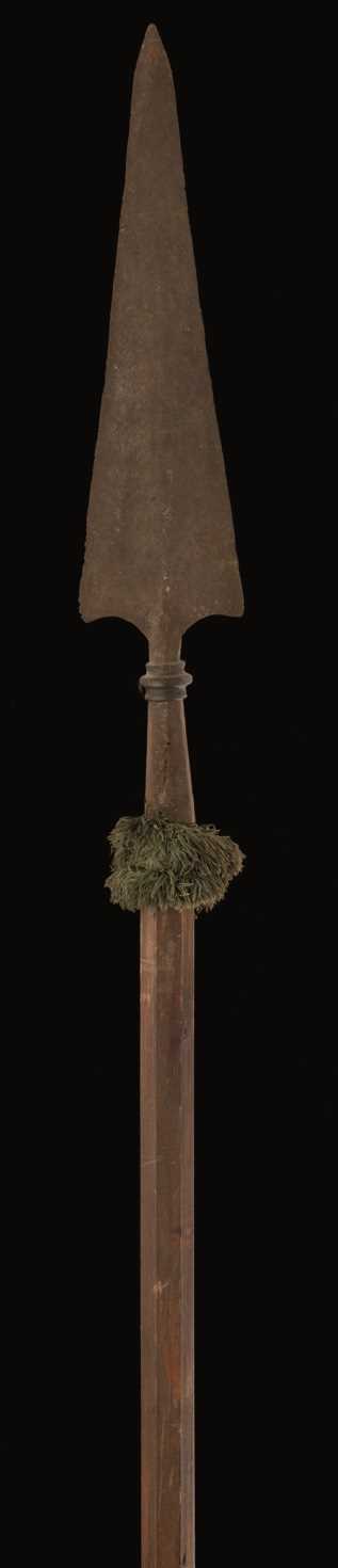 Lot 194 - A SPEAR