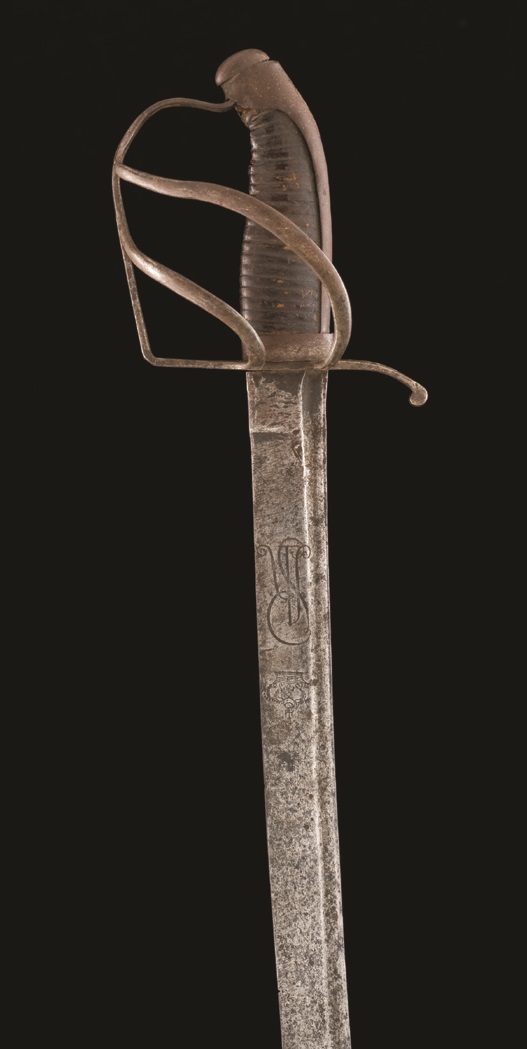 Lot 199 - A RUSSIAN OFFICER'S SWORD