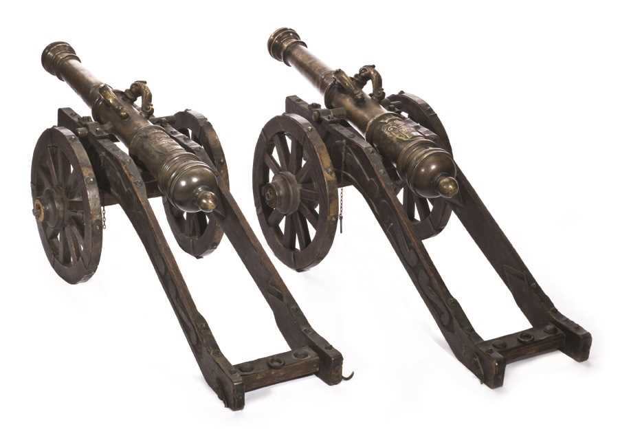 Lot 320 - **A PAIR OF BRONZE SALUTING CANNON IN 17TH
