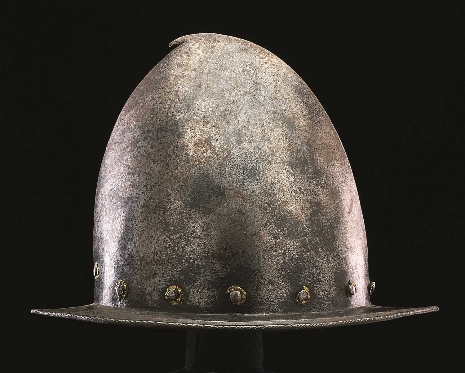 Lot 359 - AN ITALIAN MORION IN THE 'SPANISH' FASHION