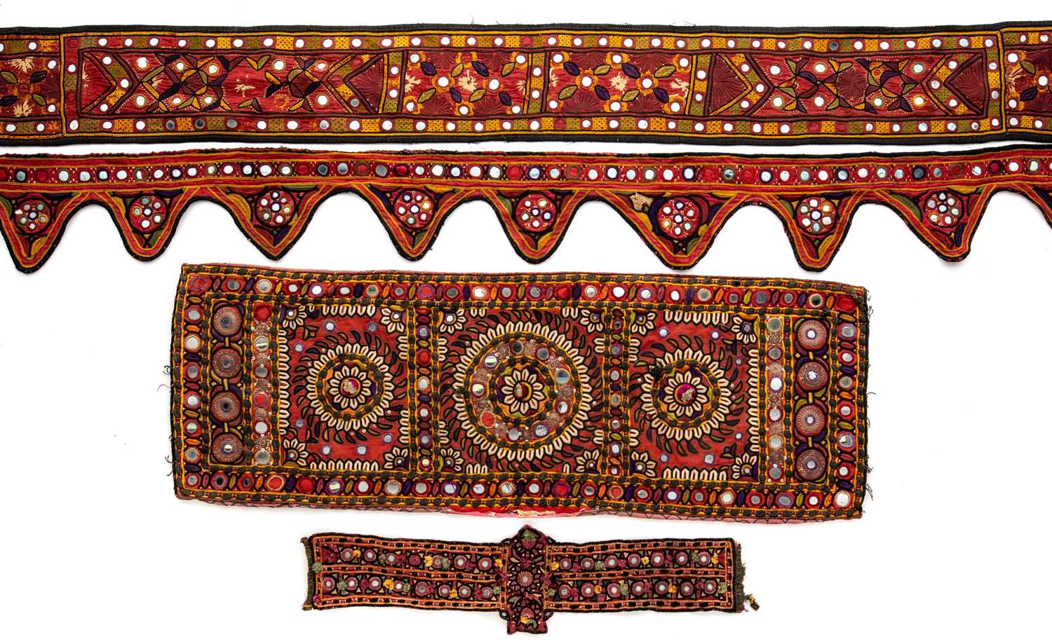 Lot 165 - A GROUP OF MISCELLANEOUS INDIAN AND CENTRAL