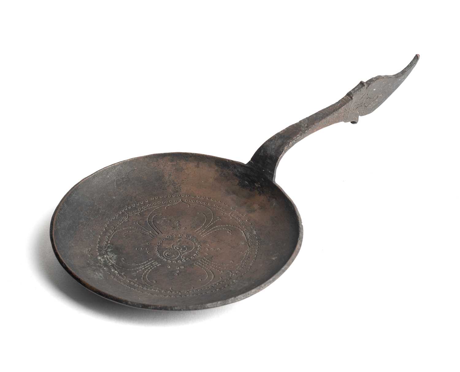 Lot 227 - A JAVANESE BRONZE HOLY WATER LADLE