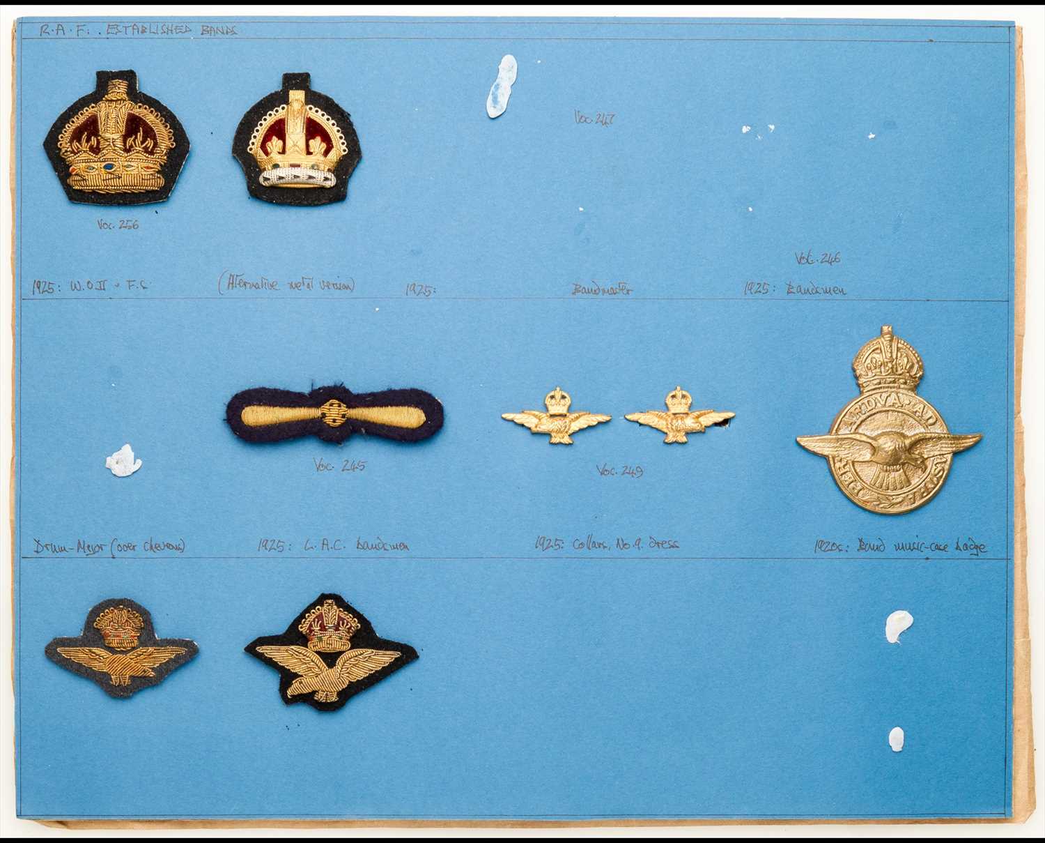Lot 429 - RAF Central Band insignia