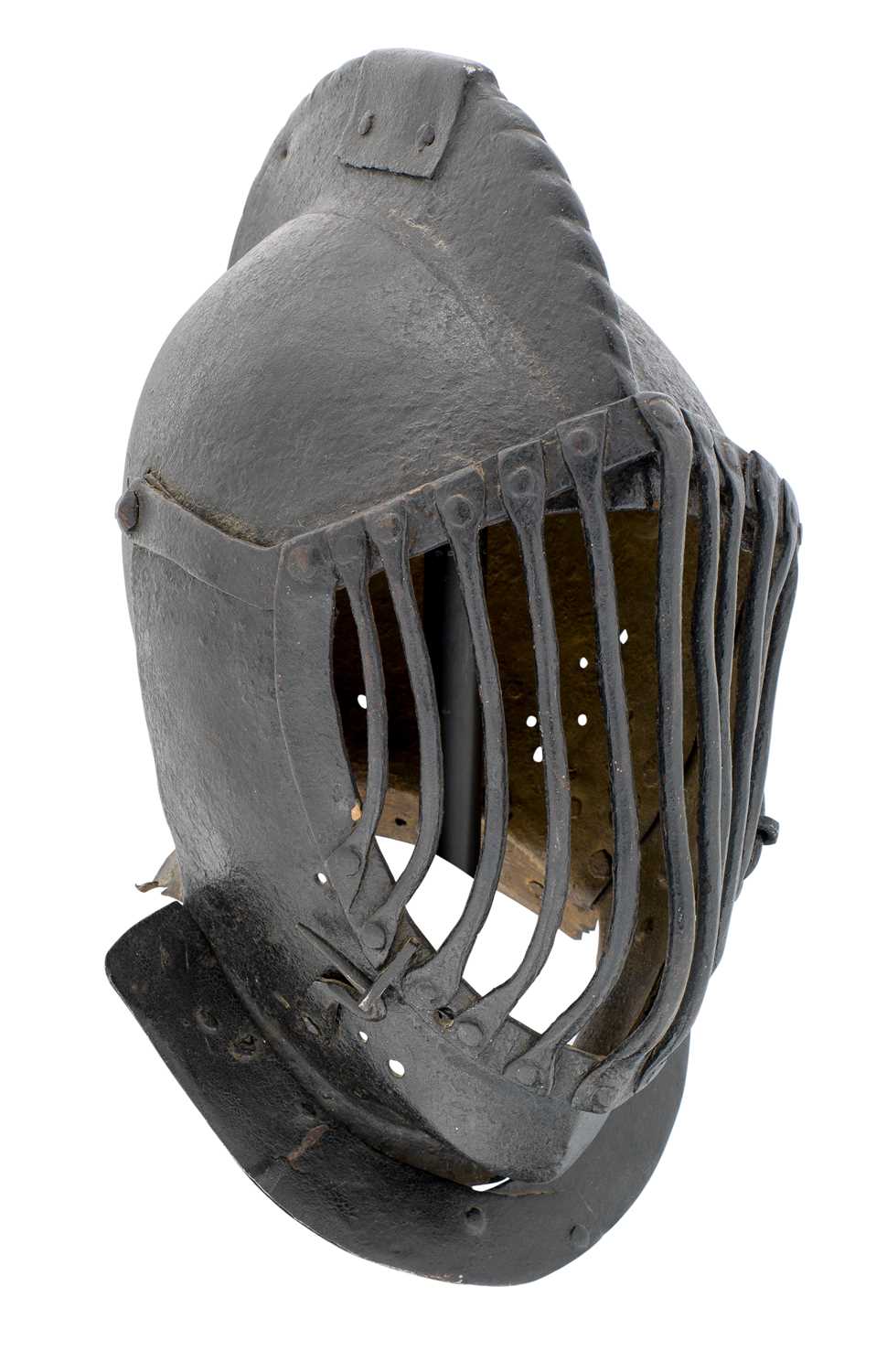 Lot 196 - A FLEMISH CLOSE HELMET