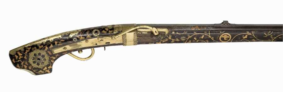 Lot 12 - A 28 BORE JAPANESE SNAP-MATCHLOCK MUSKET