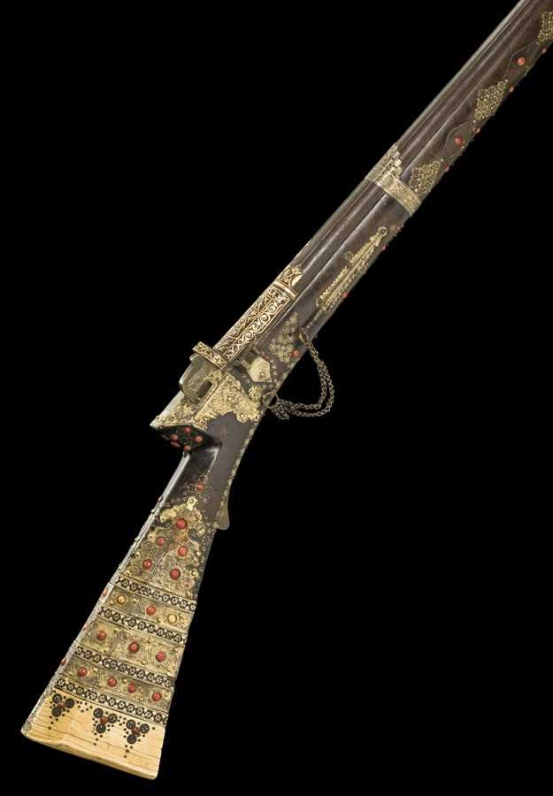 Lot 62 - A FINE 13 BORE TURKISH MATCHLOCK MUSKET