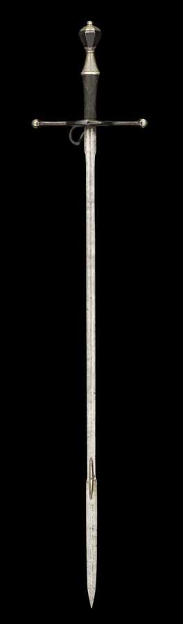 Lot 146 - A FINE BOAR SWORD IN GERMAN 16TH CENTURY