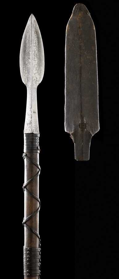 Lot 168 - A GERMAN BOAR SPEAR AND COVER
