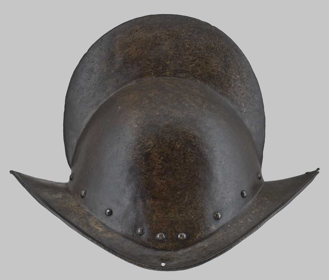 Lot 218 - A GERMAN COMB MORION