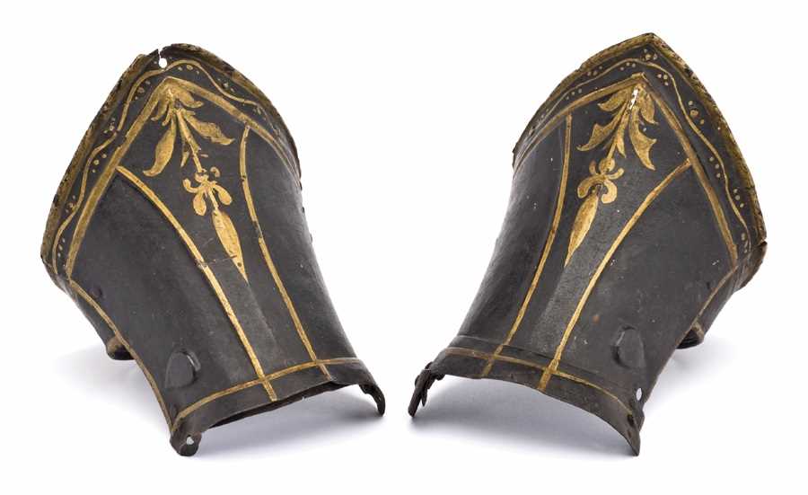Lot 246 - A PAIR OF GERMAN GAUNTLET CUFFS