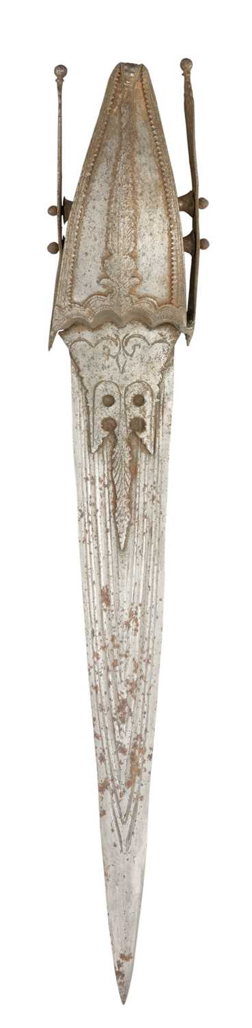 Lot 41 - A RARE INDIAN DAGGER (KATAR)