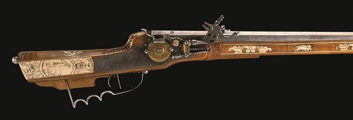 Lot 363 - A GERMAN WHEEL-LOCK RIFLED SPORTING CARBINE