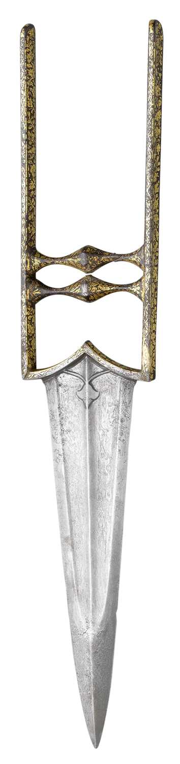 Lot 46 - AN INDIAN DAGGER (KATAR)
