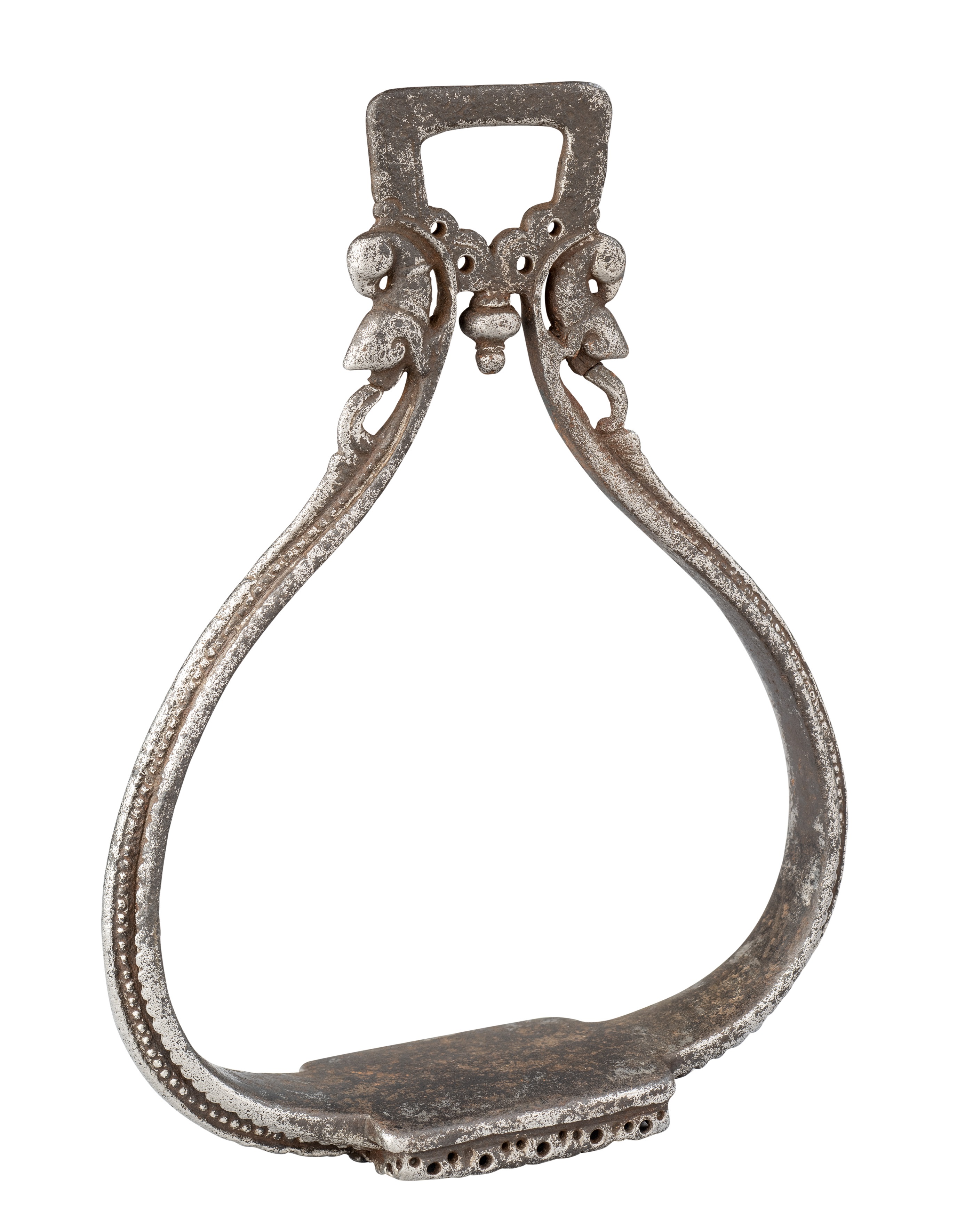 Lot 102 - A SOUTH INDIAN IRON STIRRUP, 16TH/17TH
