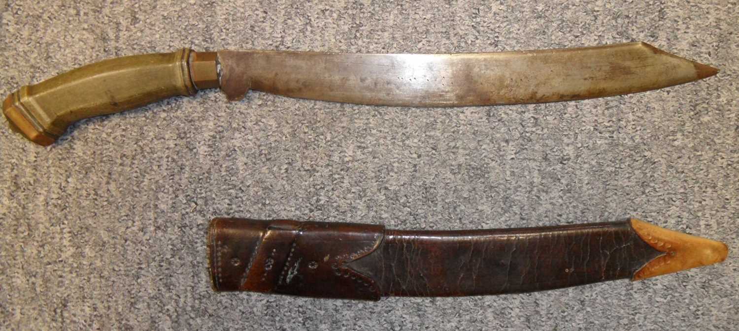 Lot 306 - **A MALAYSIAN KNIFE (GOLOK)