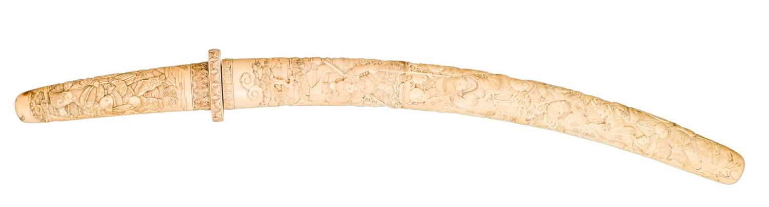 Lot 8 - A FINE JAPANESE IVORY-MOUNTED SWORD