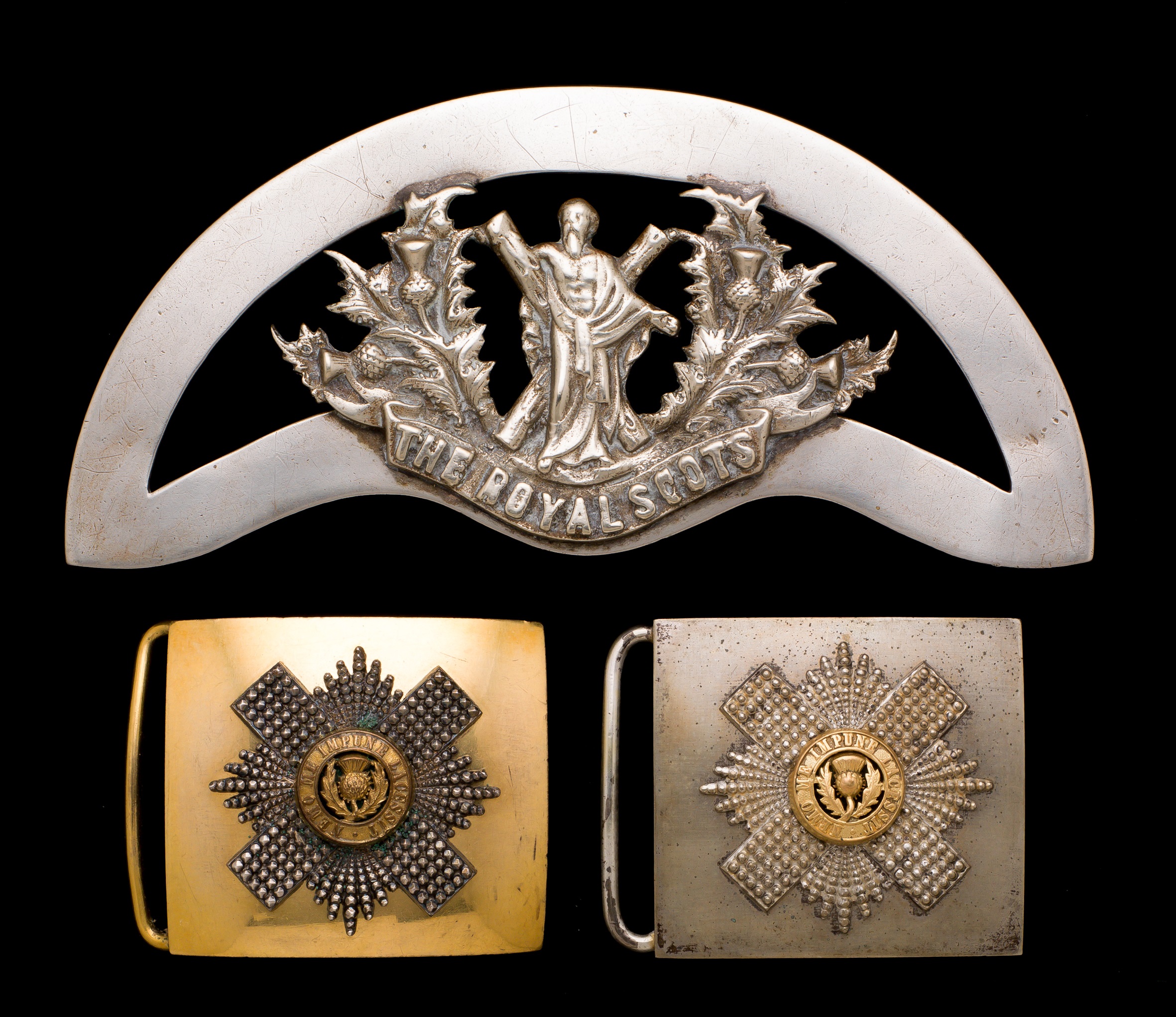 Lot 328 - ASSORTED ITEMS OF THE ROYAL SCOTS