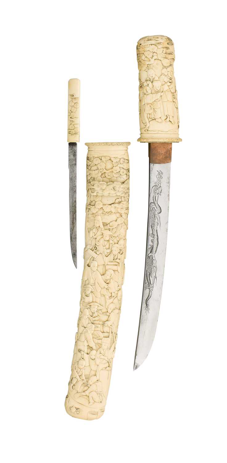 Lot 83 - ËœAN IVORY DAGGER (AIKUCHI TANTO)
