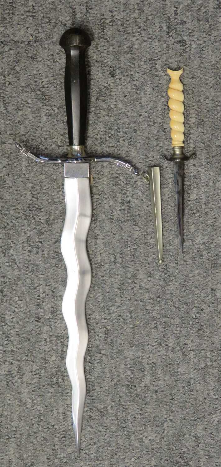 Lot 261 - ËœTWO CONTINENTAL DAGGERS