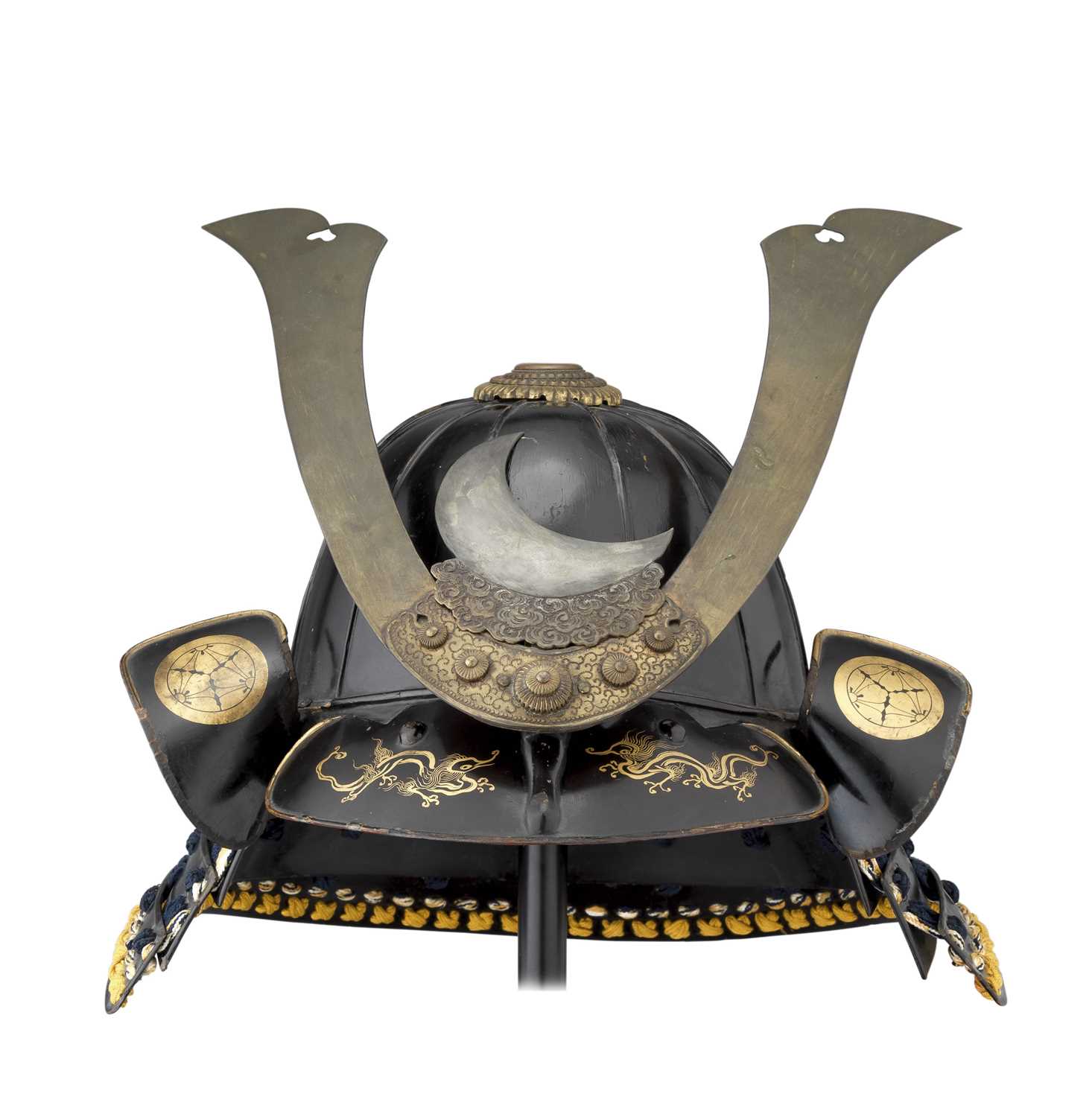 Lot 59 - A JAPANESE HELMET (KABUTO)