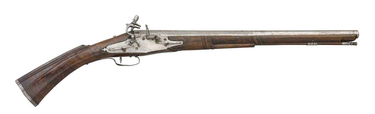 Lot 627 - A RARE 8 BORE ITALIAN FLINTLOCK MUSKET