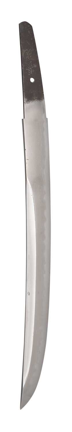 Lot 53 - A JAPANESE SWORD (SHOBU ZUKURI TANTO) BLADE