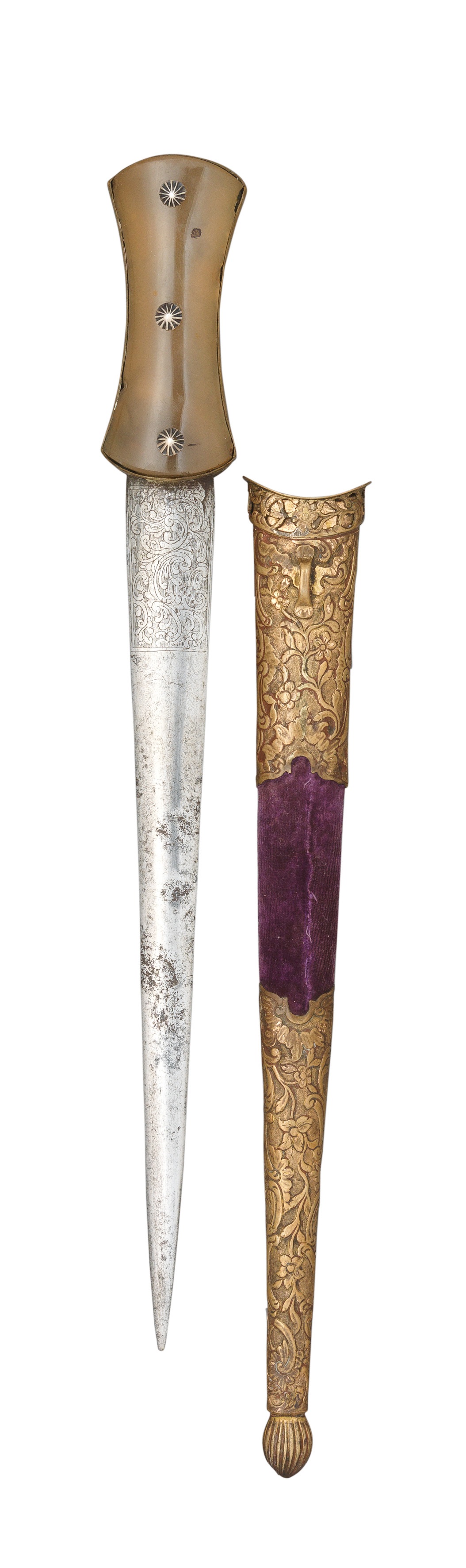 Lot 108 - A BALKAN DAGGER