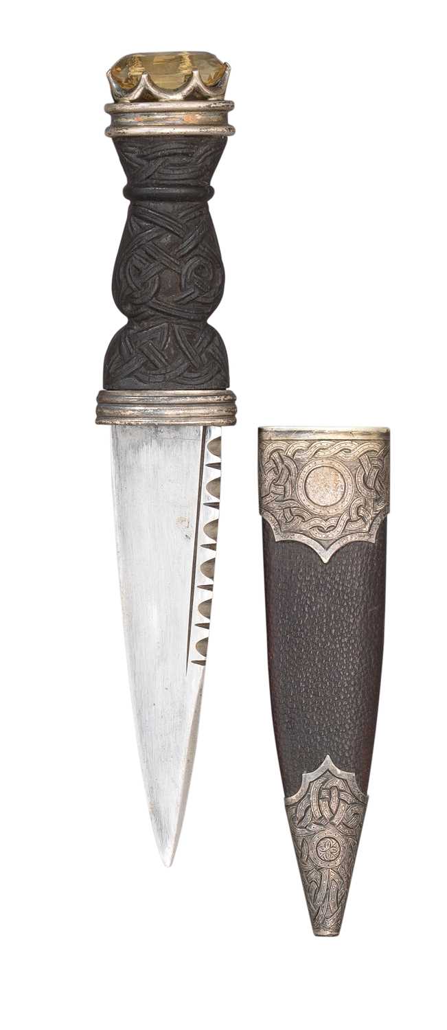 Lot 189 - A SCOTTISH SKEAN DHU