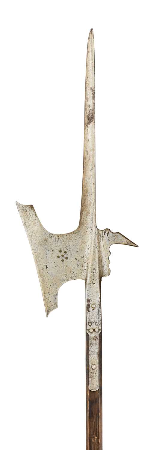 Lot 150 - A RARE GERMAN HALBERD