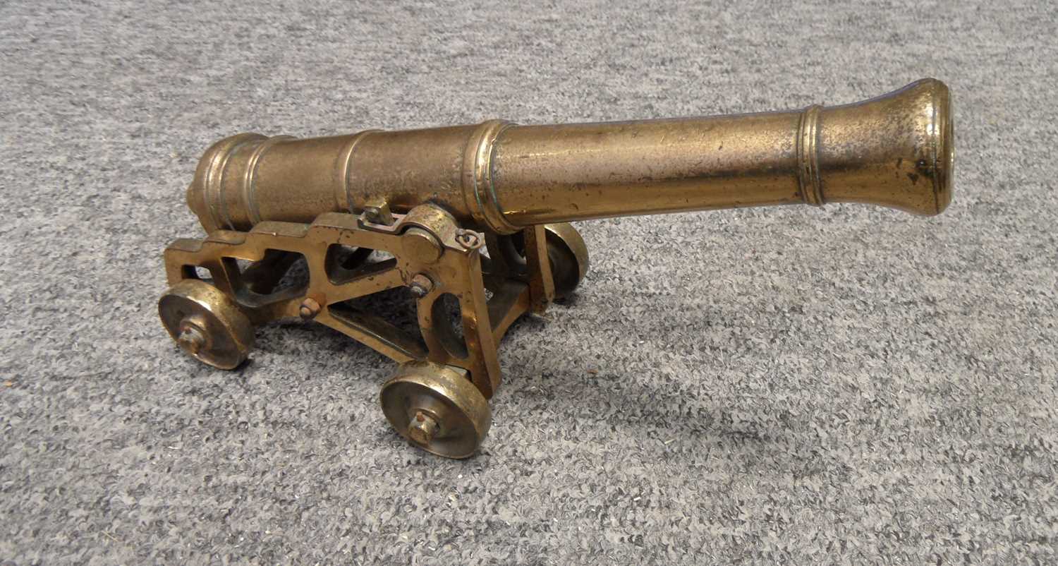 Lot 423 - A MINIATURE GARRISON GUN FORMED ENTIRELY OF