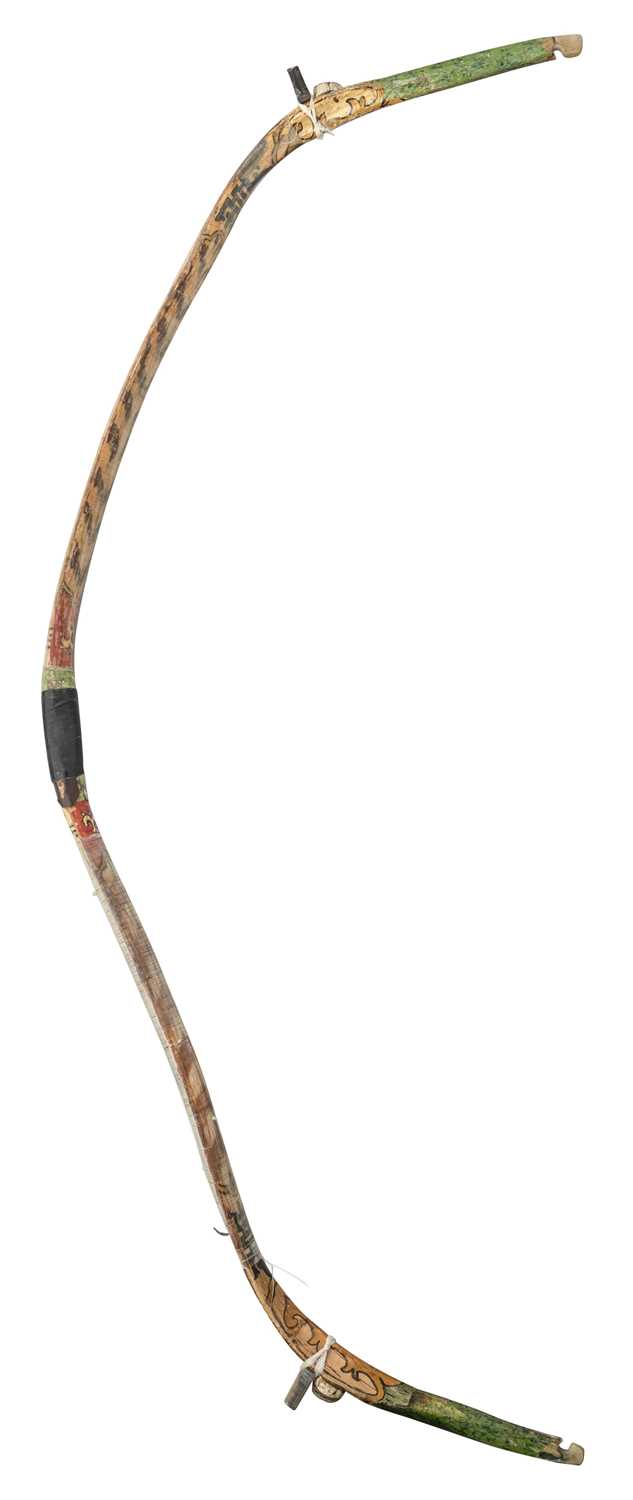 Lot 16 - A MONGOLIAN COMPOSITE TARGET BOW FOR 'SUR'