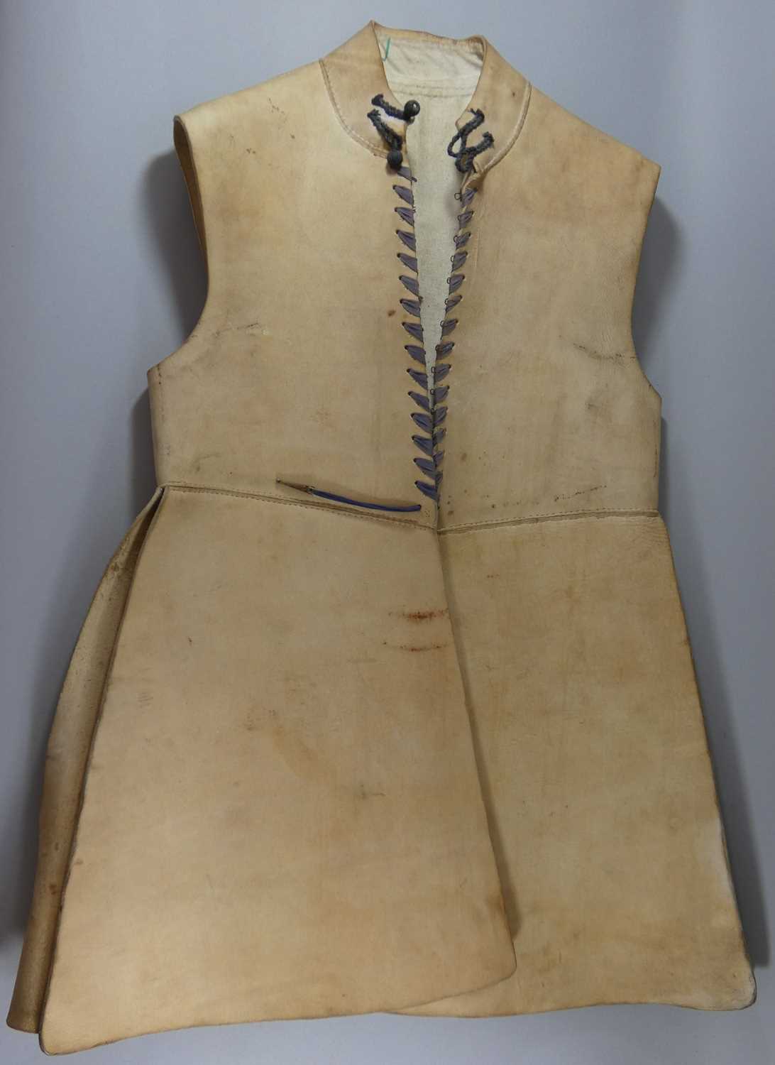 Lot 383 - A WELL-MADE BUFF COAT IN MID-17TH CENTURY