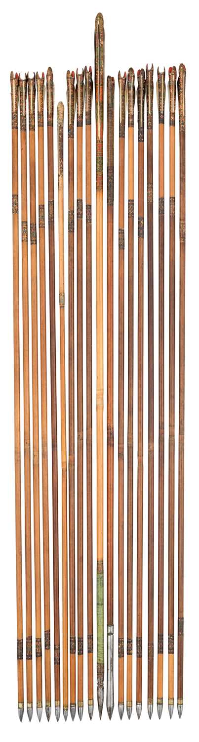 Lot 198 - A CASED SET OF EIGHTEEN OTTOMAN ARROWS, LATE