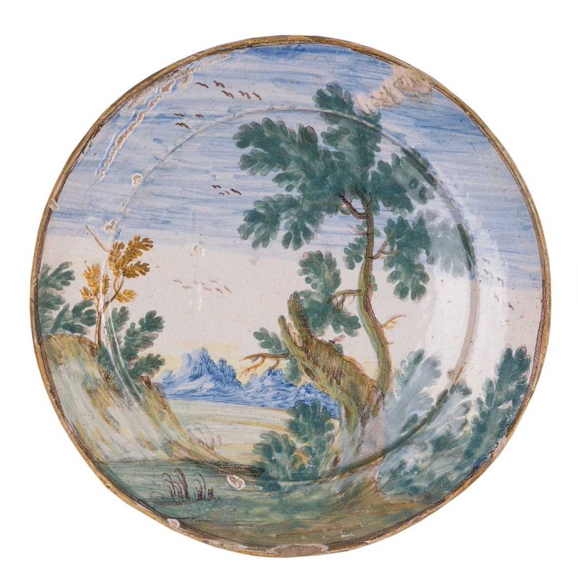 Lot 34 - A SMALL CASTELLI MAIOLICA PLATE