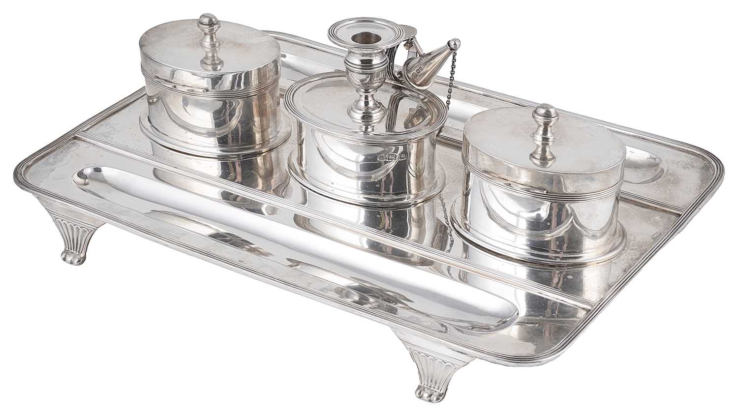 Lot 441 - A GEORGE V SILVER INKSTAND