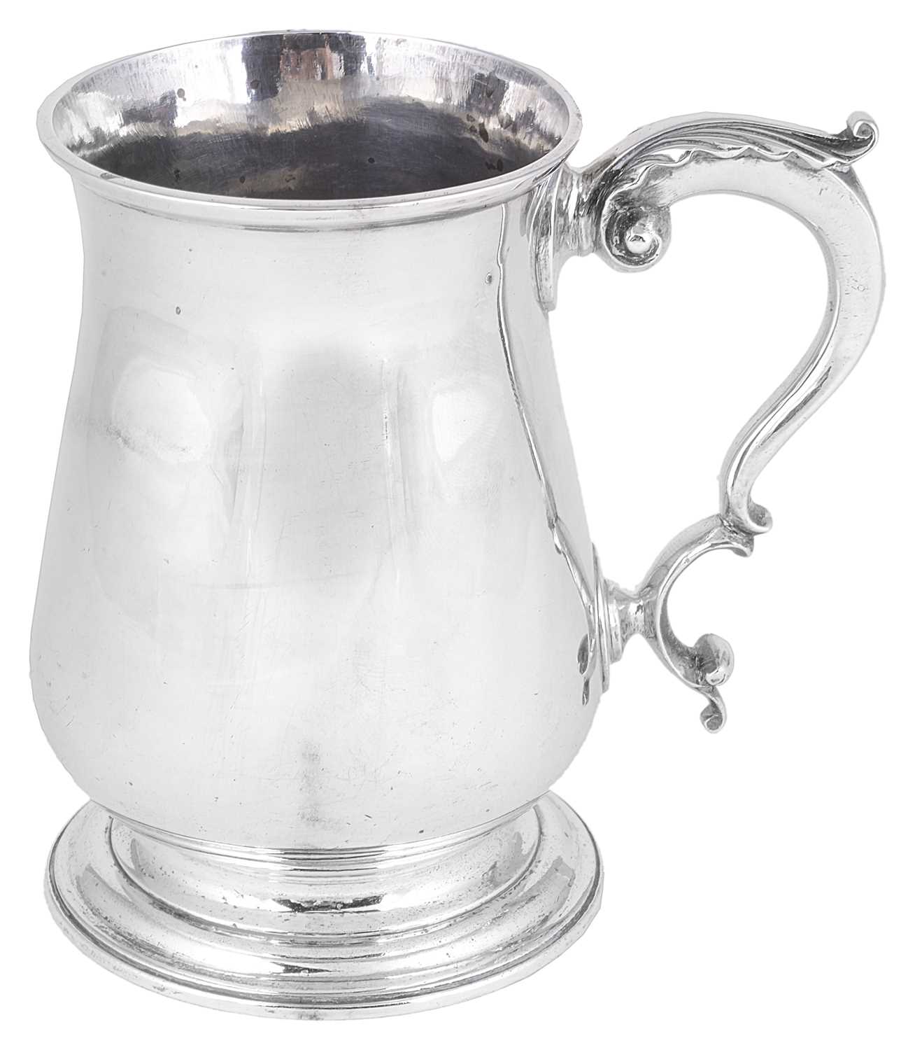 Lot 500 - A GEORGE III SILVER MUG Lot 500 - A GEORGE III SILVER MUG