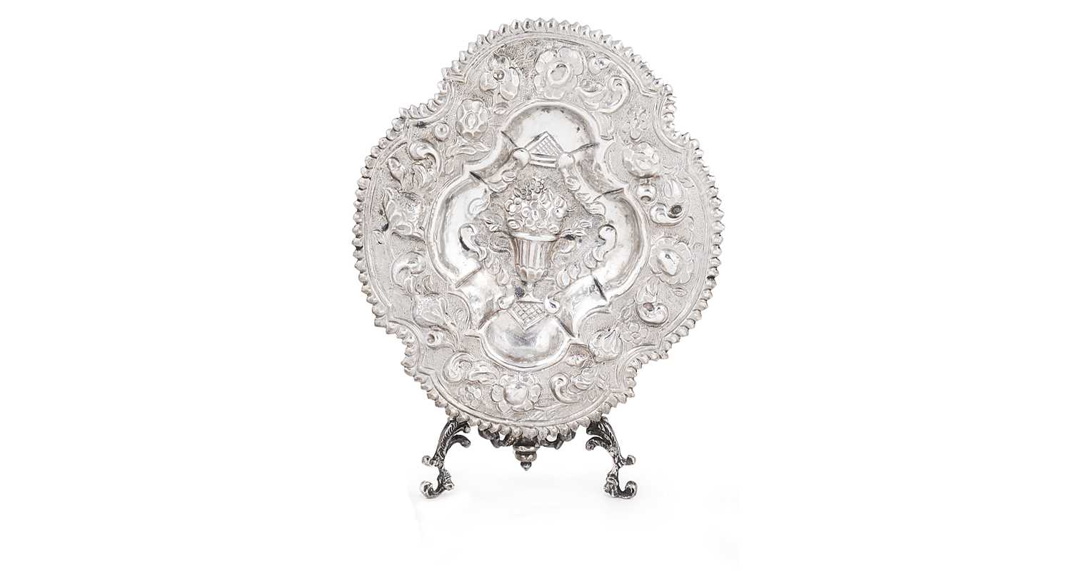 Lot 517 - A DUTCH SILVER MINIATURE TABLE