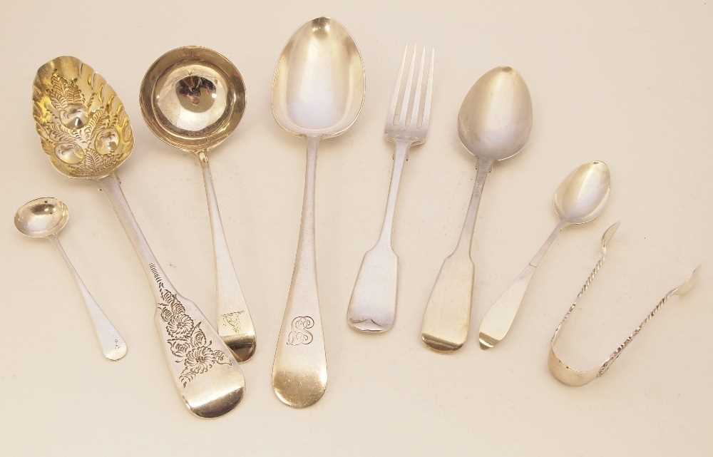 Lot 325 - ASSORTED FIDDLE AND OLD ENGLISH PATTERN