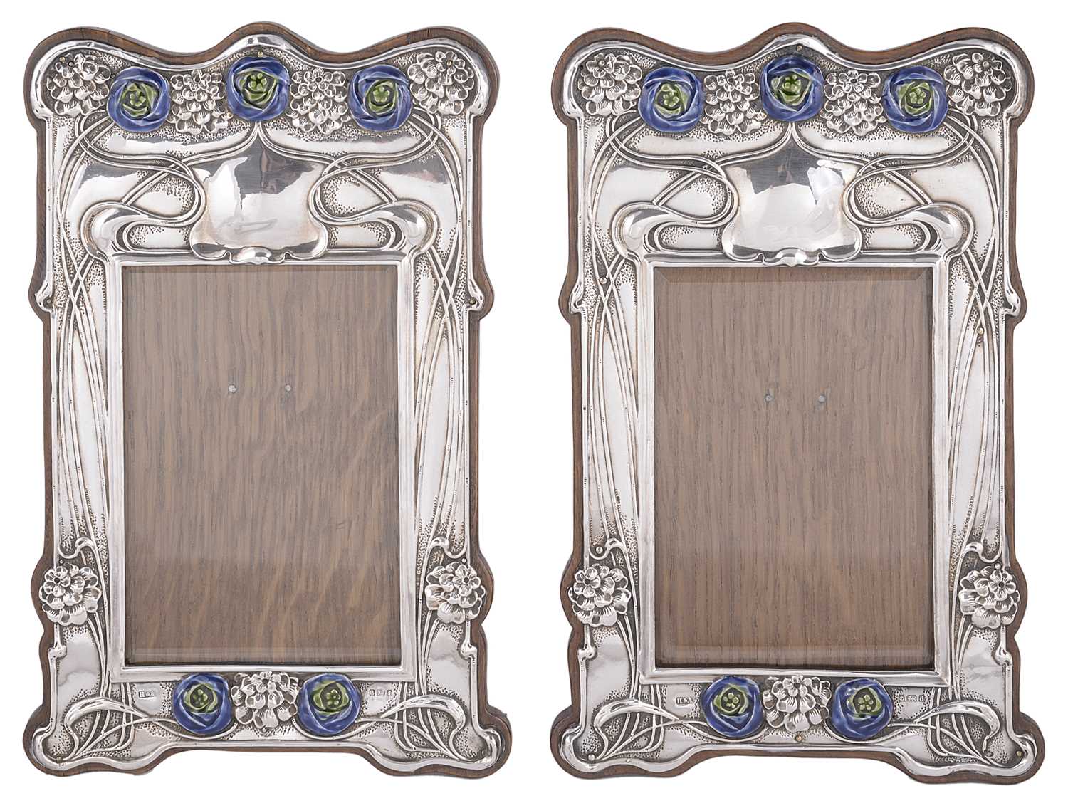 Lot 517 - A PAIR OF EDWARDIAN SILVER-MOUNTED
