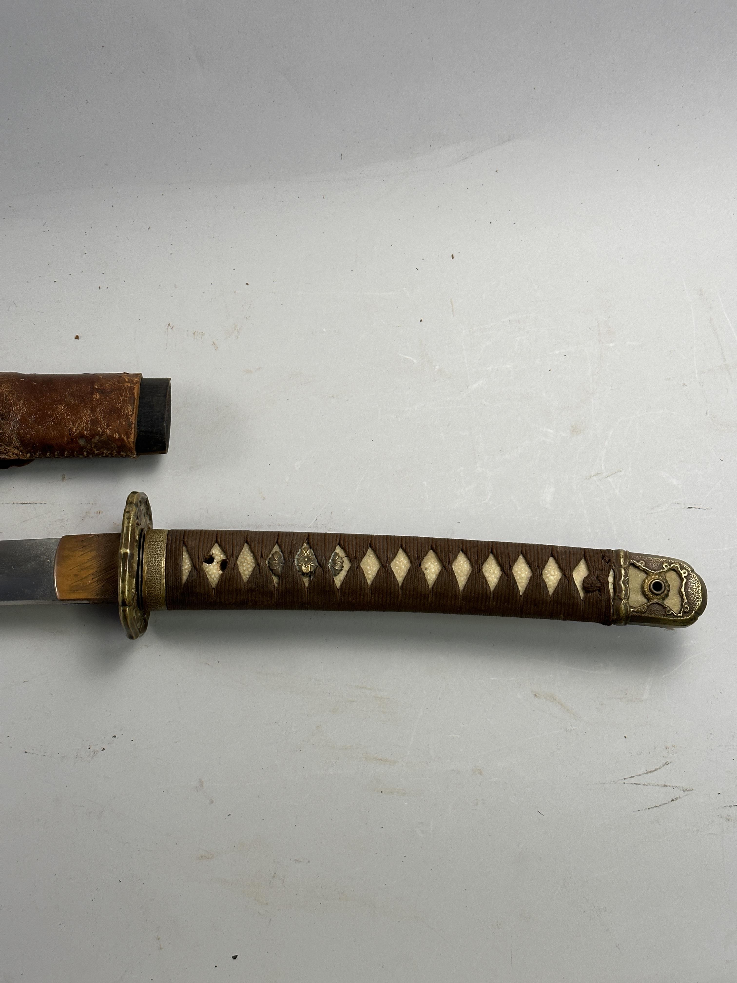 Lot 82 - A JAPANESE SHIN-GUNTO, SHOWA PERIOD