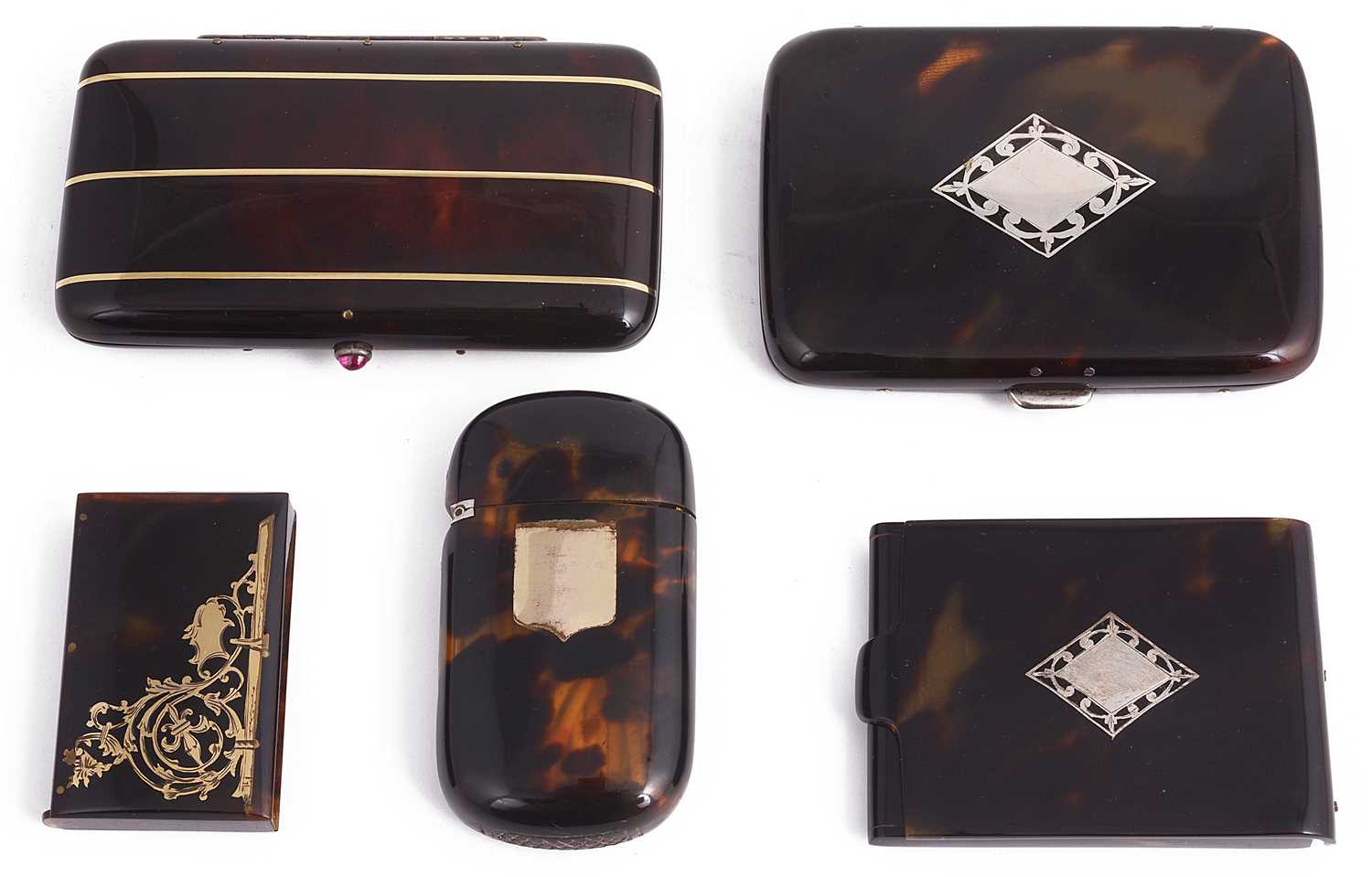 Lot 650 - ~A TORTOISESHELL VESTA CASE