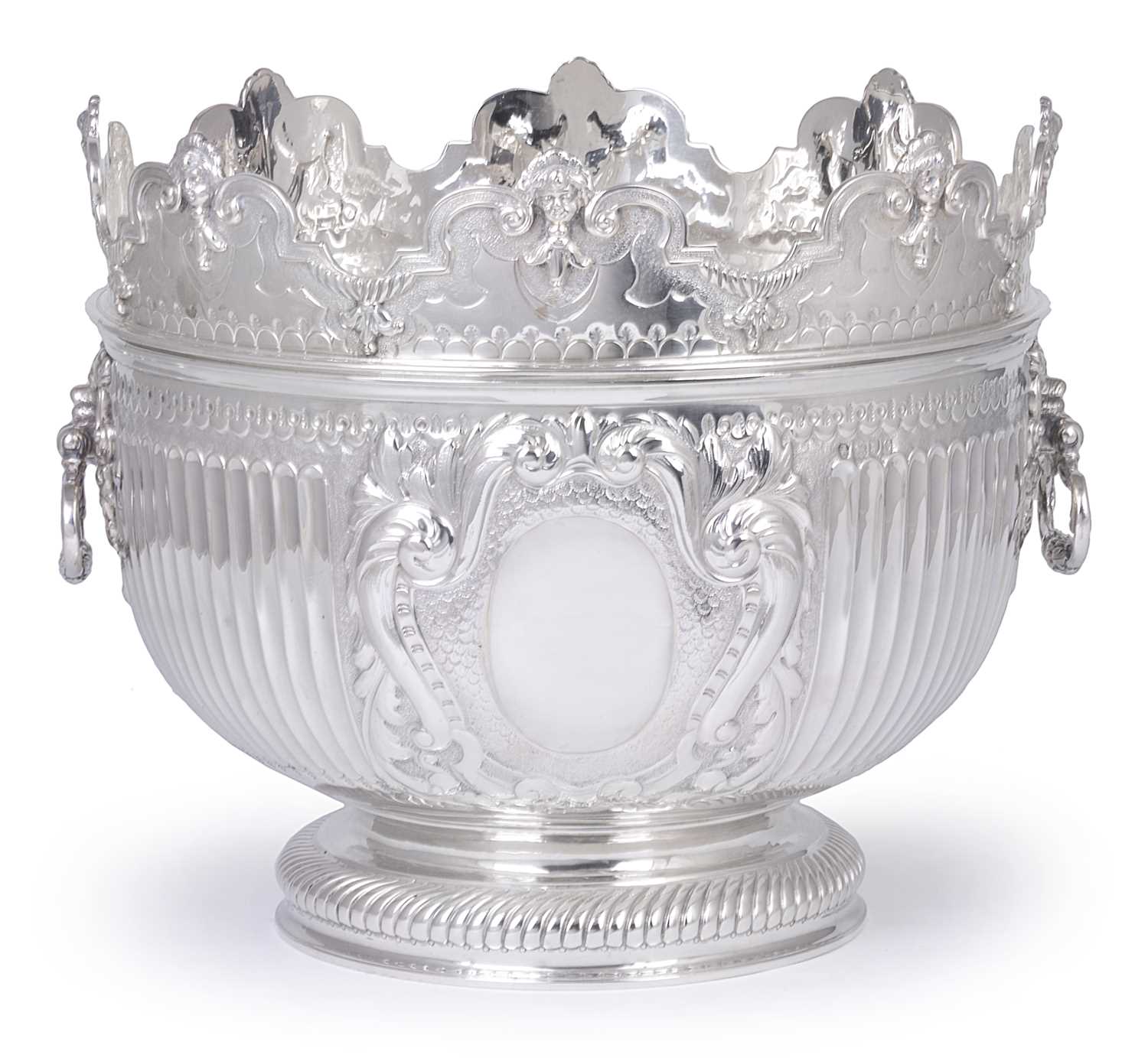 Lot 232 - A VICTORIAN SILVER MONTEITH BOWL