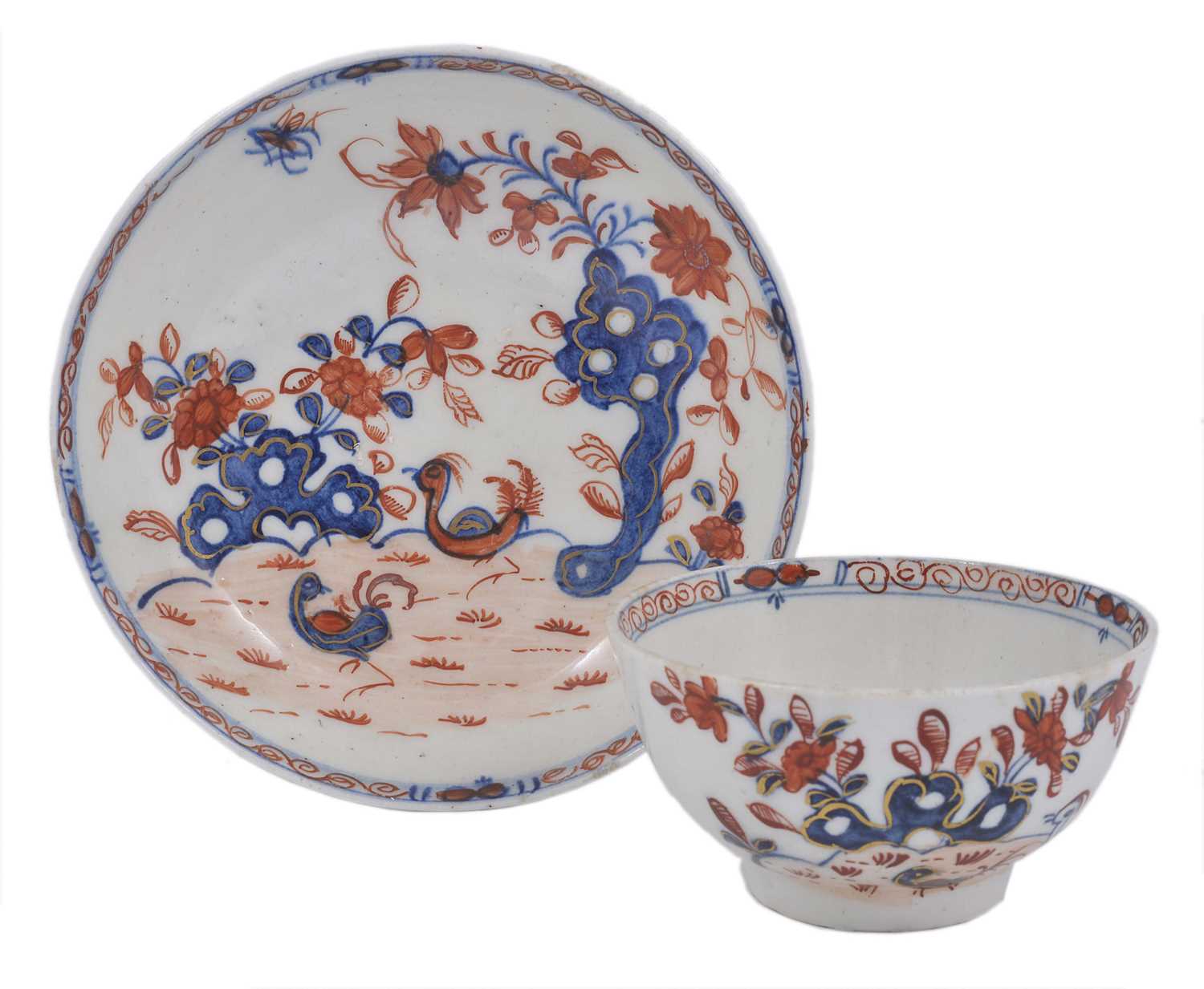 Lot 1 - A LOWESTOFT REDGRAVE PATTERN TEABOWL AND